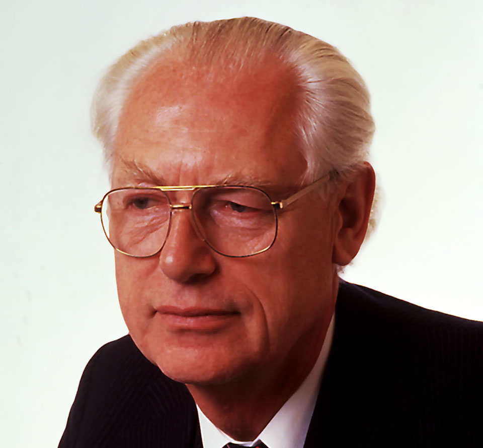 Former head of Tetra Pak, Hans Rausing KBE dies aged 93 | Food ...